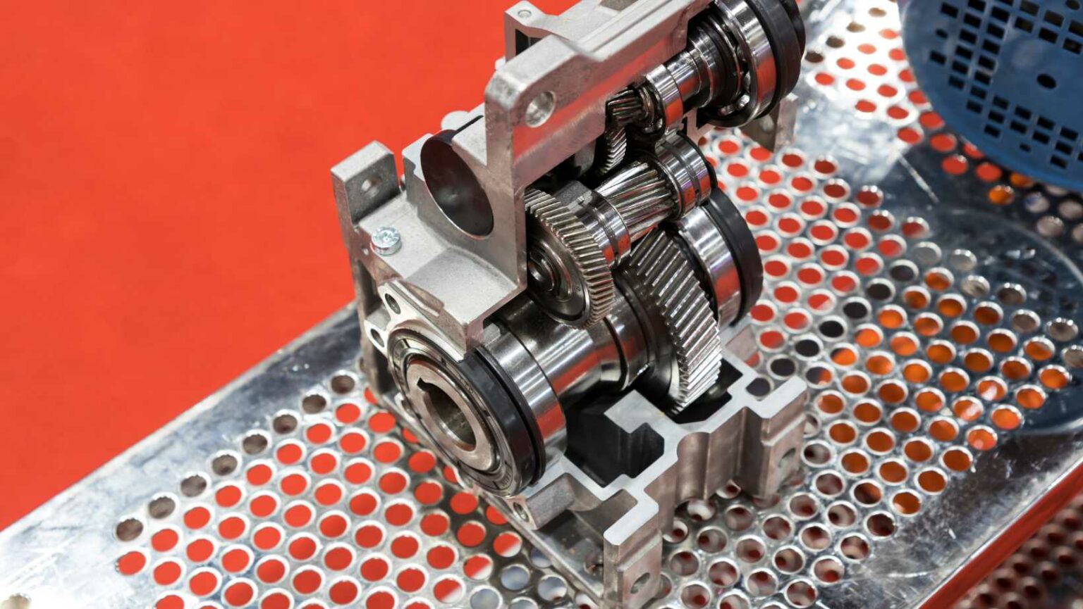 How to Craft The Mechanical Worm: A Step-by-Step Tips And Tricks ...