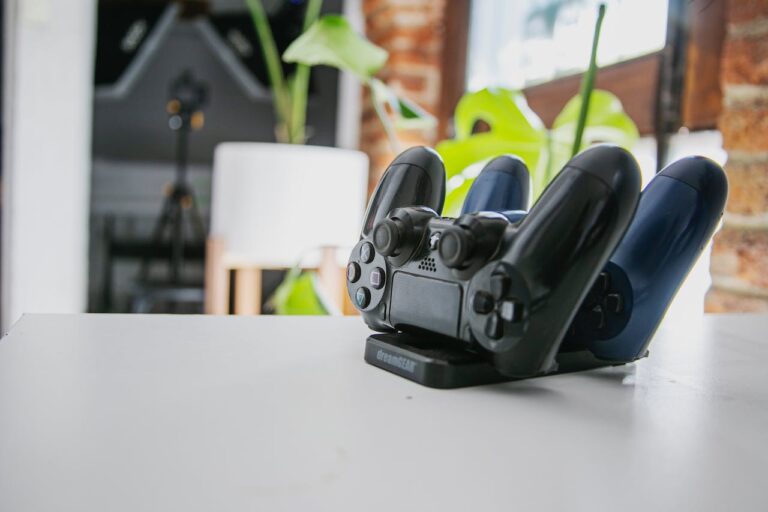 Guide to Creating a Remarkable Traditional Japanese Sword! Here's How ...