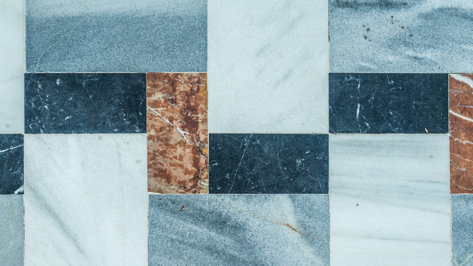 How to Craft Deepslate Tiles: A Step-by-Step Guide - Important Cool